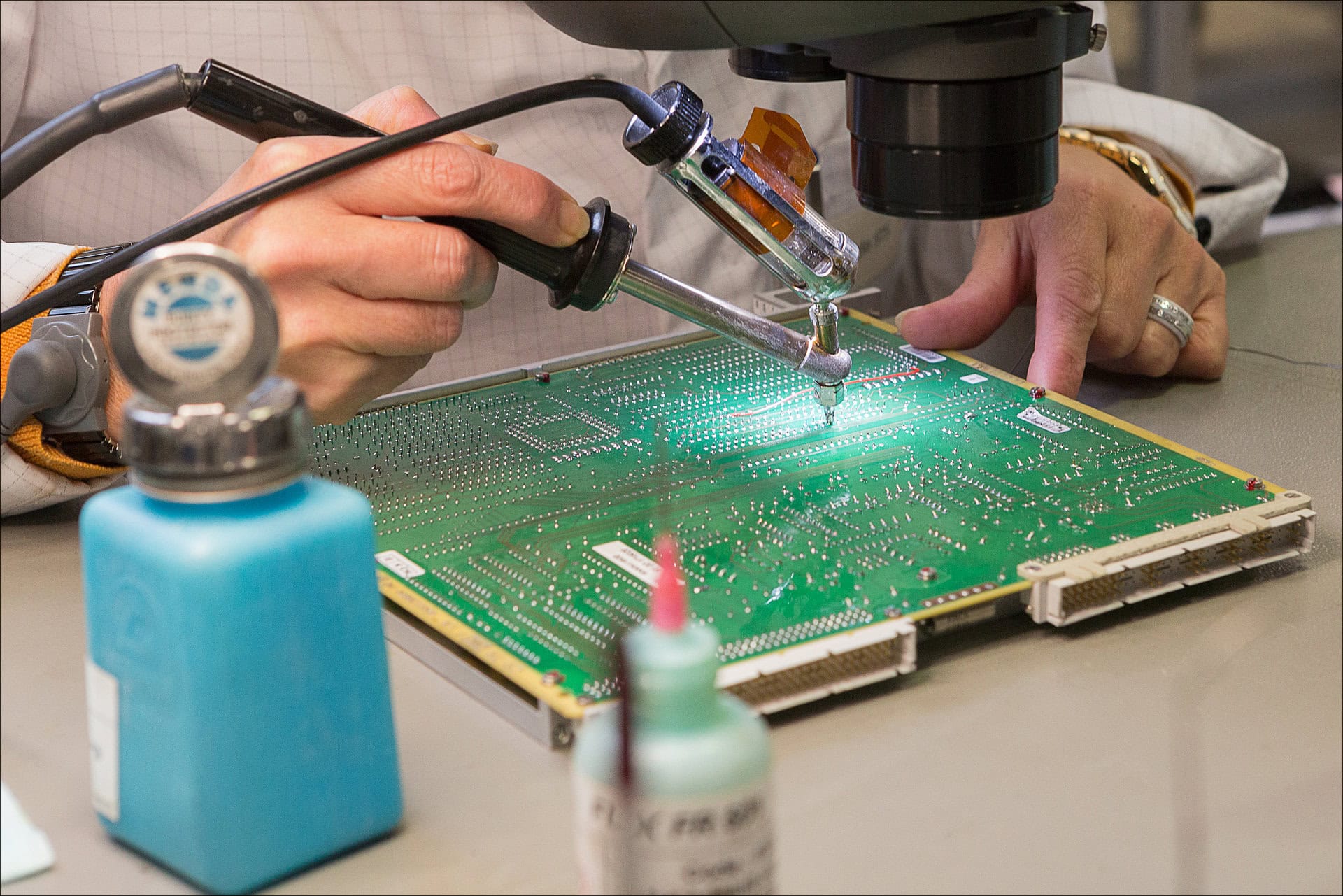 Presence & infrastructure - Compagnie des Signaux